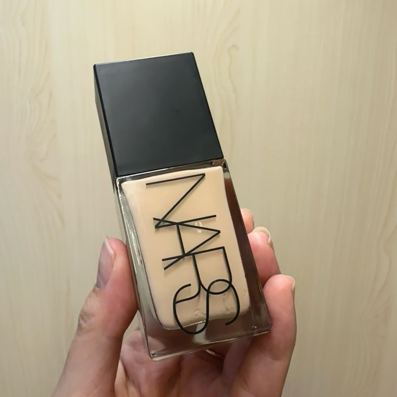 Jual ORI 100% NARS Light Reflecting Foundation ( Mont Blanc ) | Shopee Indonesia