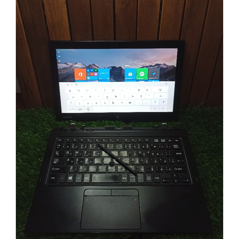 Jual Laptop TOSHIBA Dynabook R82 Core m5 Gen 8 RAM 8 / 256GB FHD (Touchscreen) | Shopee Indonesia
