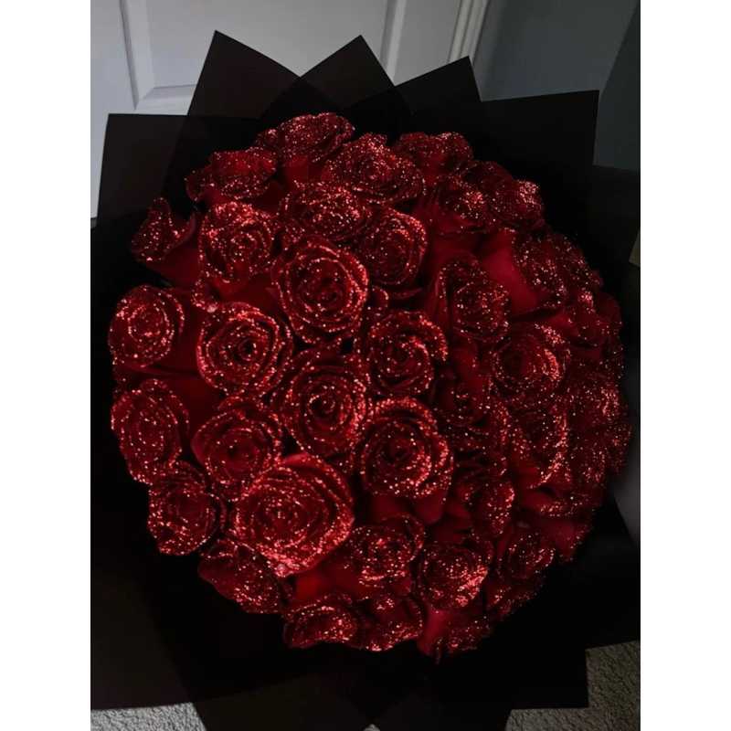 Jual 35tangkai maron gliter bouquet | bucket mawar gliter merah | mawar ...