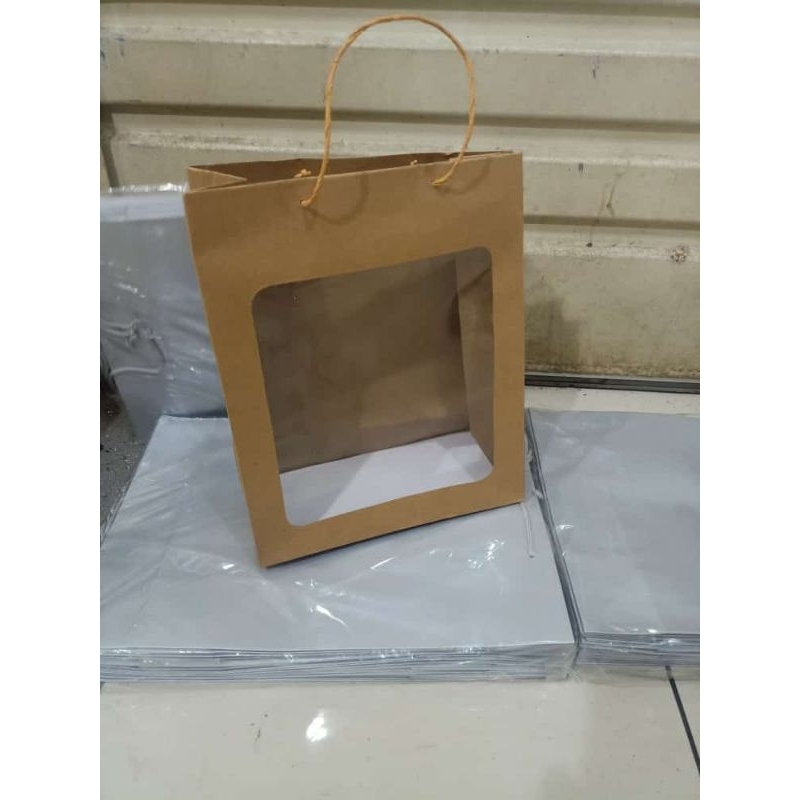 Jual paper bag polos tengah mika ukuran tanggung isi 12 pcs | Shopee ...