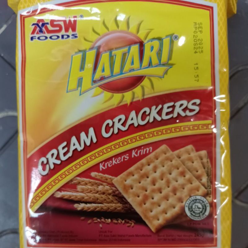 Jual hatari cream crackers malkist 260 gr | Shopee Indonesia