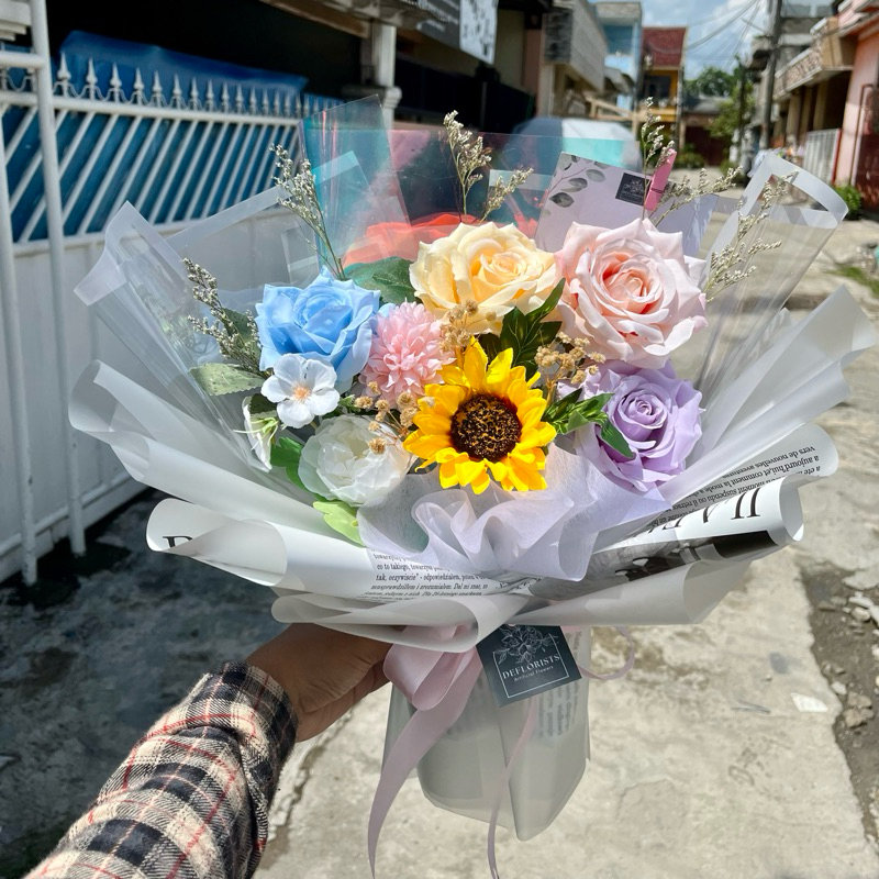 Jual ( READY NO PO) Buket Mix Flowers Hologram | Buket Bunga Ariticial ...