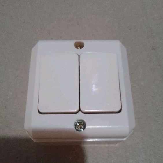 Jual saklar broco double switch outbow cream/ saklar seri broco OB ...