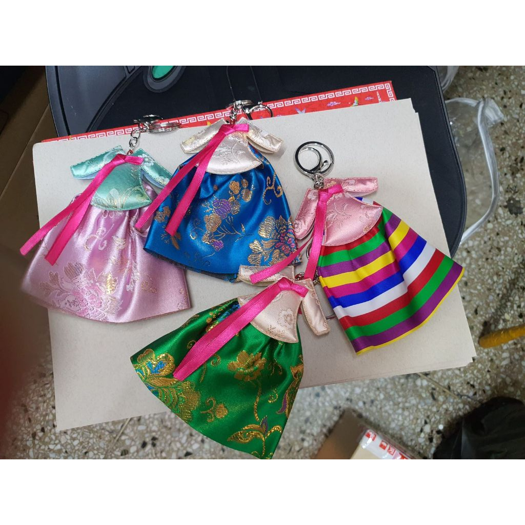 Jual GANTUNGAN KUNCI GANCI KEYCHAIN HANBOK KAIN SOUVENIR KOREA ASLI ...