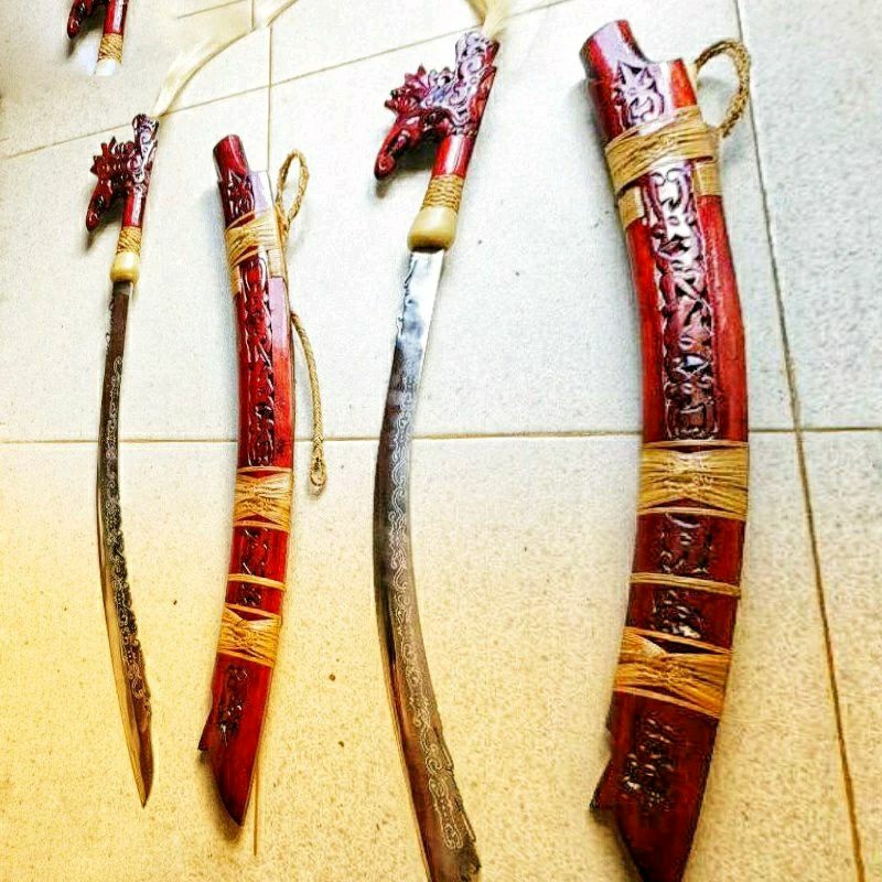 Jual MANDAU ASLI SENJATA DAYAK KALIMANTAN.MANDAU JIMPOL.BAJA PUTIH ...