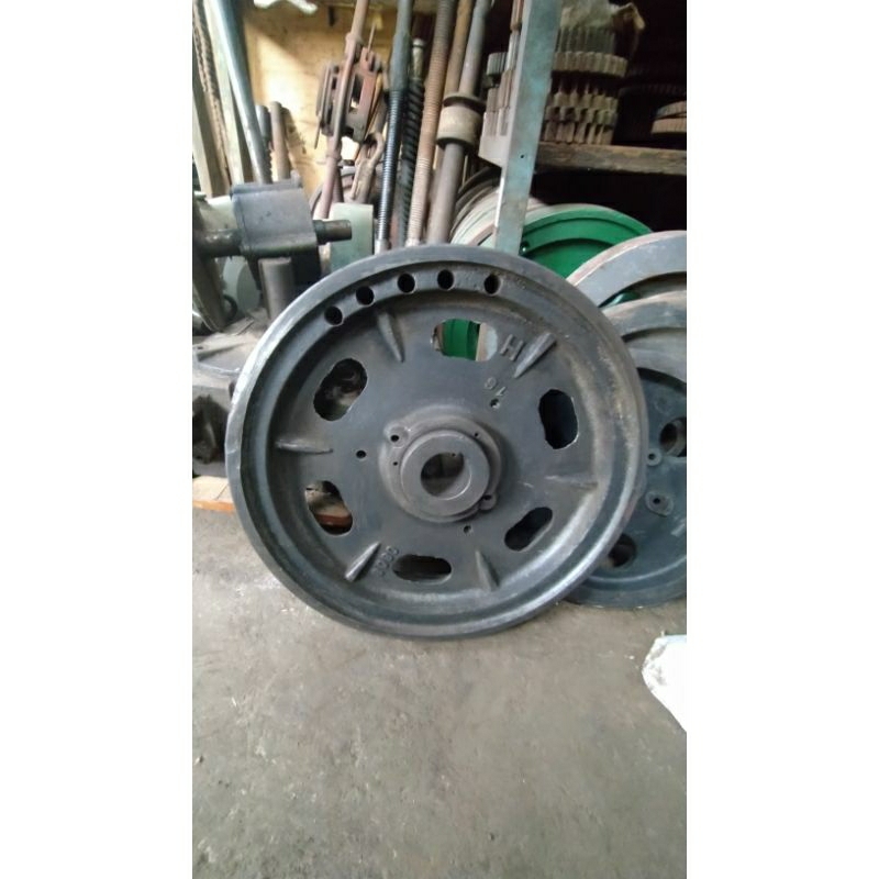 Jual flywheel /roda gila 42cm berat 35,5kg | Shopee Indonesia