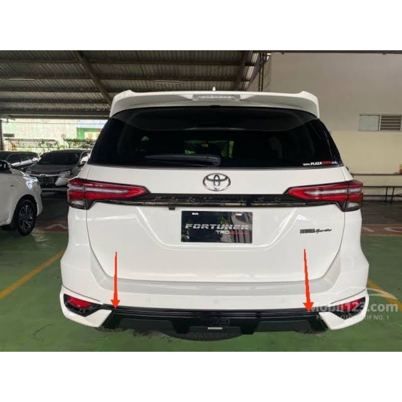 Jual Bodykit Spoiler Bodykit Bemper Belakang Fortuner GR Sport Original ...