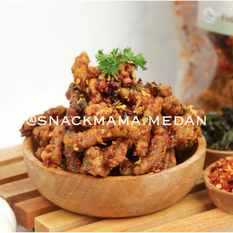 Jual [250GR] KERIPIK USUS CRISPY PEDAS DAUN JERUK | SNACKMAMA | Shopee ...