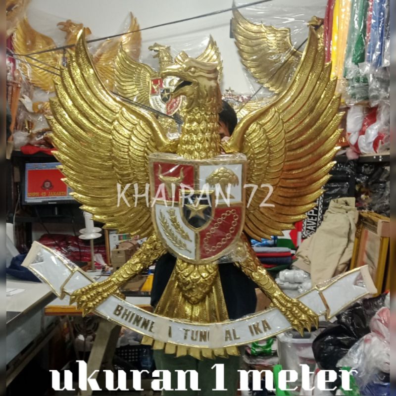 Jual patung lambang garuda pancasila ukuran 1 meter bahan kuningan ... Jual patung lambang garuda pancasila ukuran 1 meter bahan kuningan ...