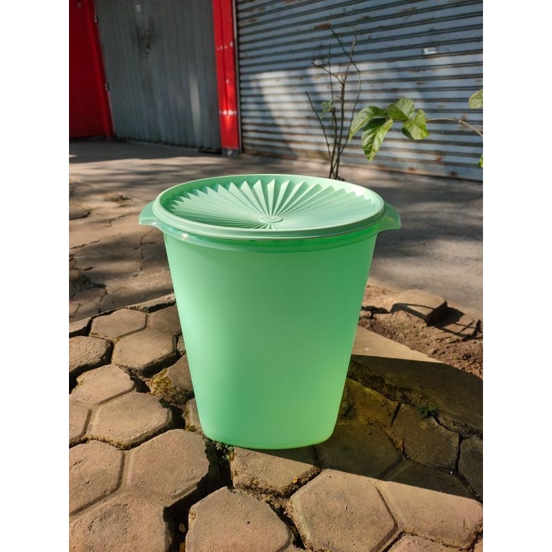 Jual TUPPERWARE // TOPLES // MAXI CANISTER 10L | Shopee Indonesia