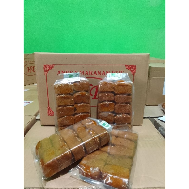 Jual Kue Gambang/Bolu jadul wijen/kue Podeng manis/1 pak isi 10 pcs ...