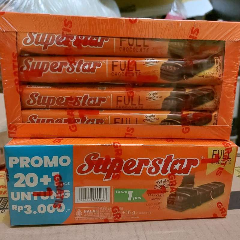 Jual Superstar 16 gram / Superstar TRIPLE Chocolate isi 20 pcs / Wafer ...