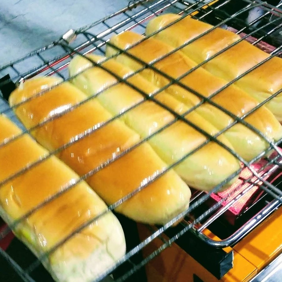 Jual Roti Polos untuk Roti Panggang / Bakar Khas Bangka uk 18 cm - 75 ...