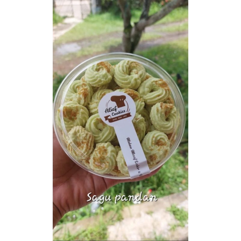 Jual Kue Kering Sagu Pandan Shaquee 500gram[HALAL] | Shopee Indonesia