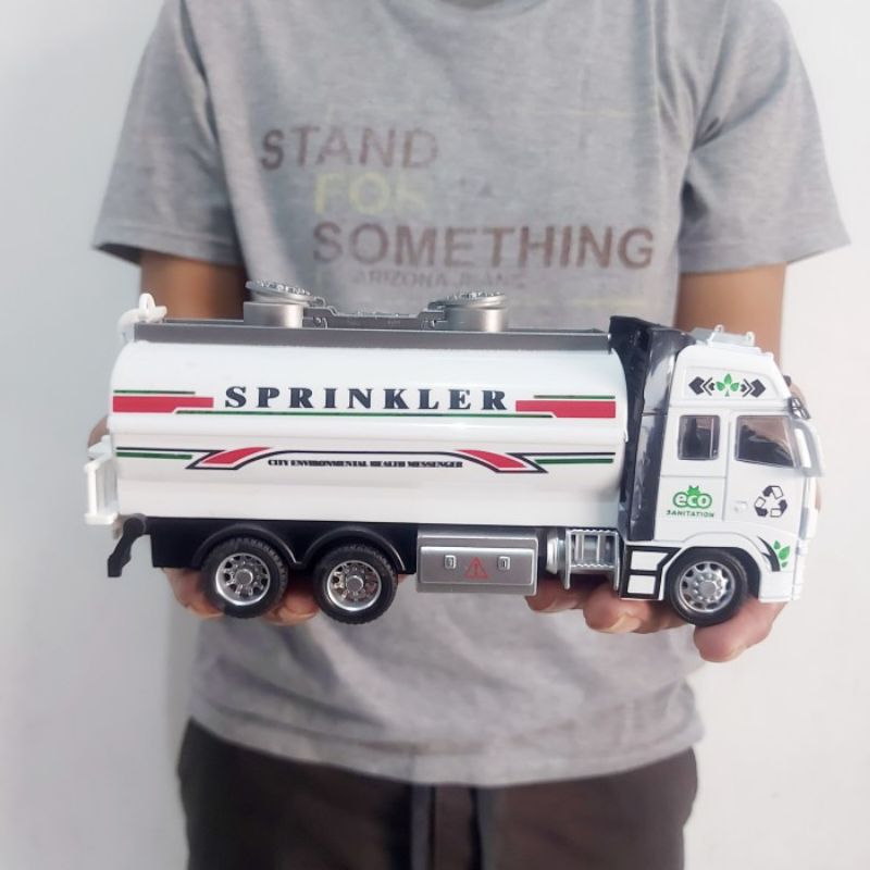 Jual Diecast Mobil Truk Tanki Alloy Pullback - Miniatur Mobilan Truck ...