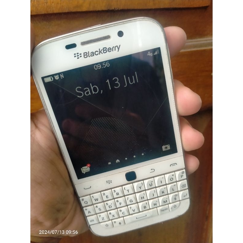 Jual blackberry q20 aka bb classic ada minus (pesanan) | Shopee Indonesia