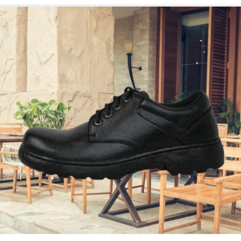 Jual sepatu sefety pria sepatu kerja ujung besi sepatu kerja lapangan ...