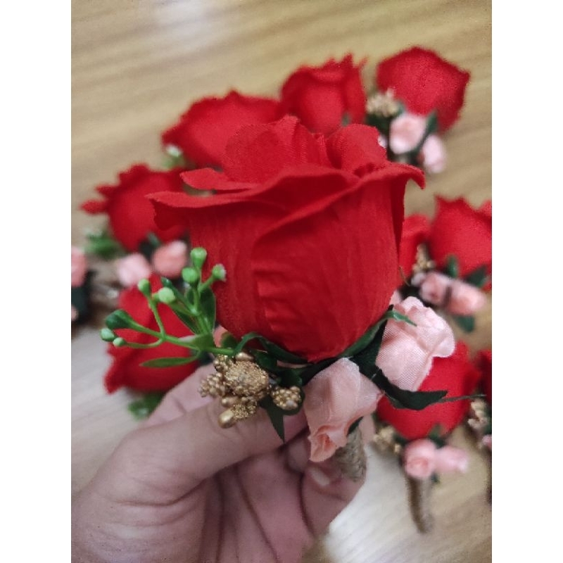 Jual Bunga Dada/ Bunga Panitia/ Pin dada/ Corsage Rose Elegant warna ...