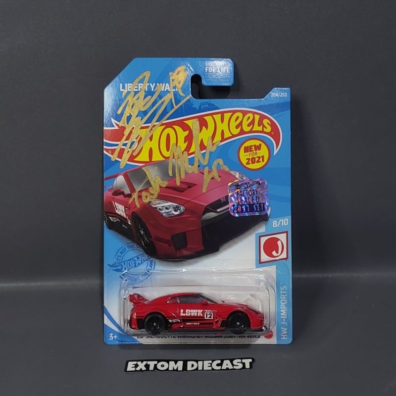 Jual Hotwheels Nissan Skyline GTR R35 LBWK RED With Sign Kato & toshi ...