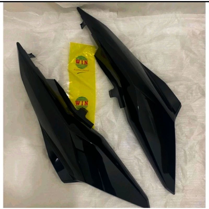 Jual Cover Body kanan kiri vario 160 K2S 2022 2023 merk win | Shopee ...