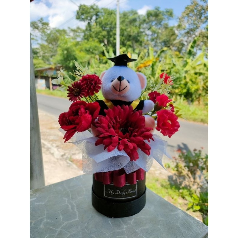 Jual Bloom box | Blooming box | flower in box | kado wisuda | wisuda ...