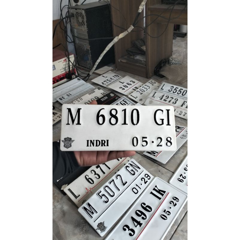 Jual PLAT NOMOR SEPEDA MOTOR FULL VARIASI COSTUM [ WARNA PUTIH ] BAUT ...
