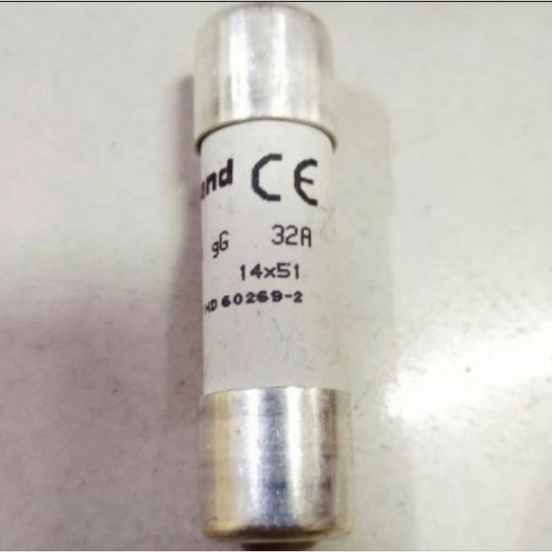 Jual Fuse 14x51 Legrand HRC Fuse 14x51 Keramik 500V gG 10A 12A 16A 20A ...