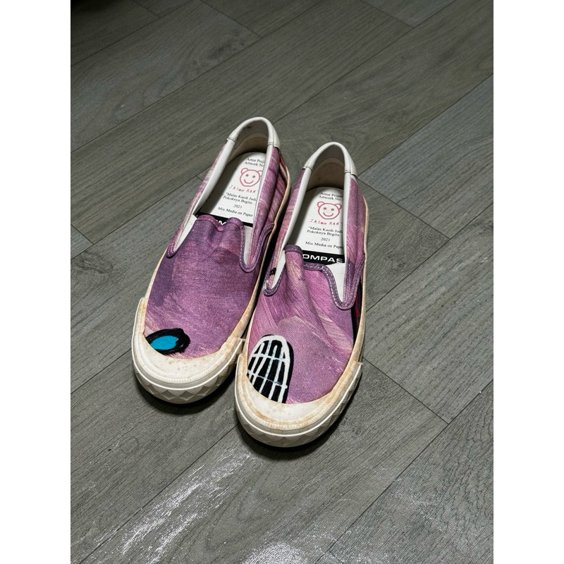 Jual [ ORIGINAL 100% ] COMPASS SLIP ON JASON RANTI ARTWORK 04 LIMITIED ...