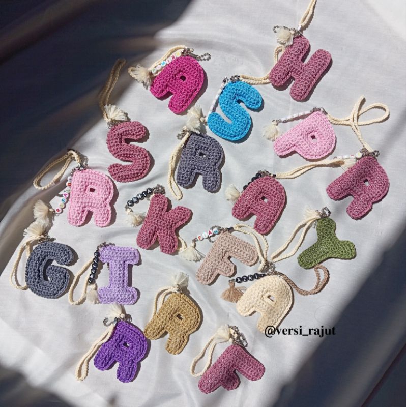 Jual 𝙋𝙍𝙀-𝙊𝙍𝘿𝙀𝙍 GANCI INISIAL RAJUT+NAMA | Shopee Indonesia