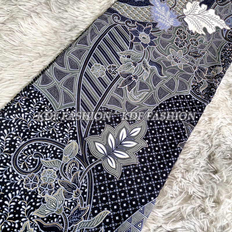 Jual BATIK METERAN SERAGAM KELUARGA KAIN BATIK UTUH | Shopee Indonesia