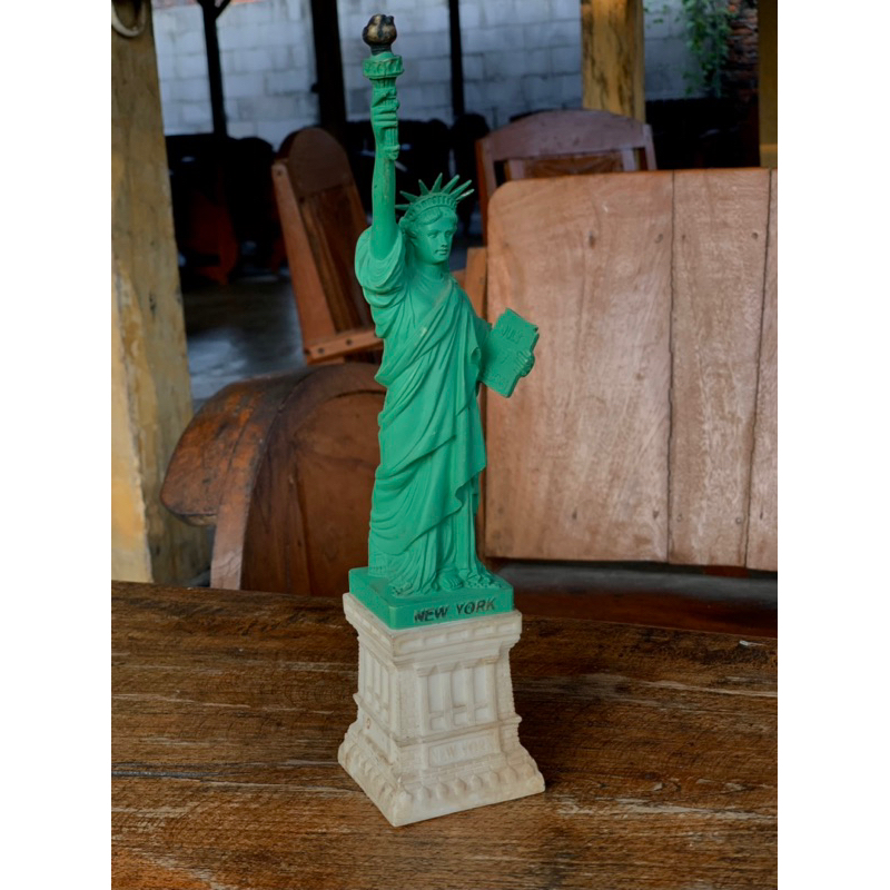 Jual Torkia International Inc. “Statue of Liberty” | Shopee Indonesia