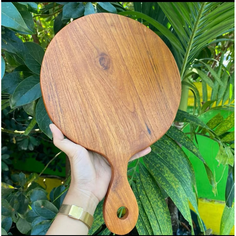 Jual Talenan Pizza Kayu Jati Mahoni / Talenan Bulat / Talenan Estetik ...