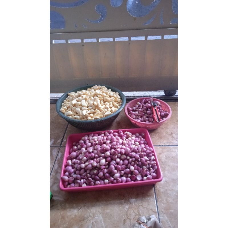 Jual Bawang merah kupas 1kg(GROSIR PO dulu H-1) Luar Kota wajib krm exp. express | Shopee Indonesia