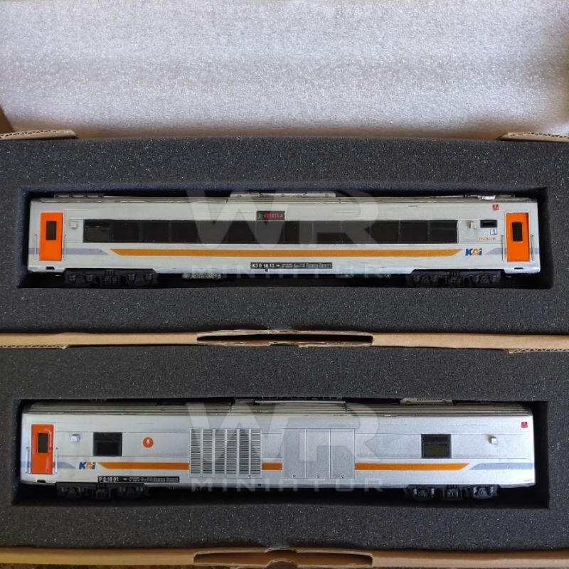 Jual Paket Miniatur Kereta Api Indonesia Gerbong Ekonomi Stainless ...