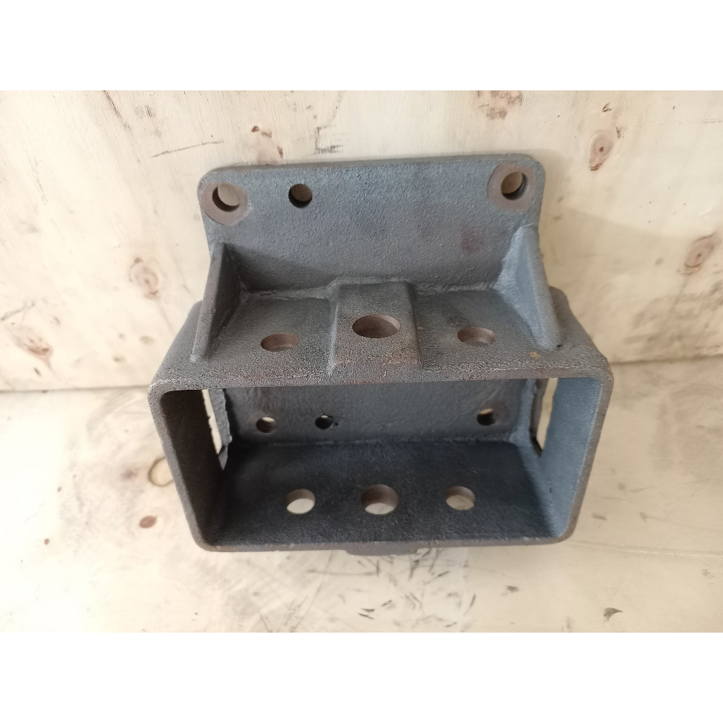 Jual Tutup Gearbox - Rear Traction Mounting Frame - untuk Traktor Roda ...