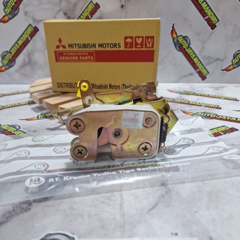 Jual Door lock pintu Kiri LH Mitsubishi Ps135 Ragasa Ps120 Ragasa ...