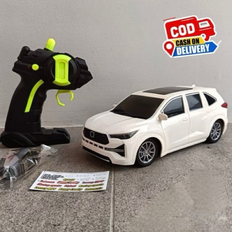 Jual MAINAN MOBIL REMOTE CONTROL MOBIL MPV INNOVA ZENIX RC MPV LUXURY ...
