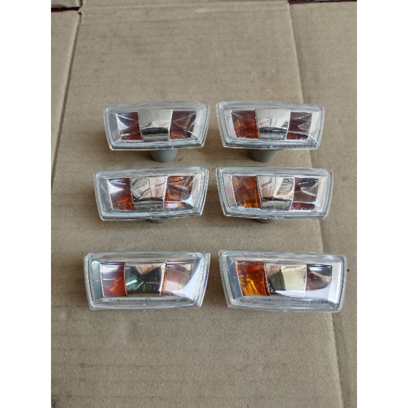 Jual LAMPU SEIN FENDER / SEIN SPAKBOR CHEVROLET SPIN ORIGINAL GM ...