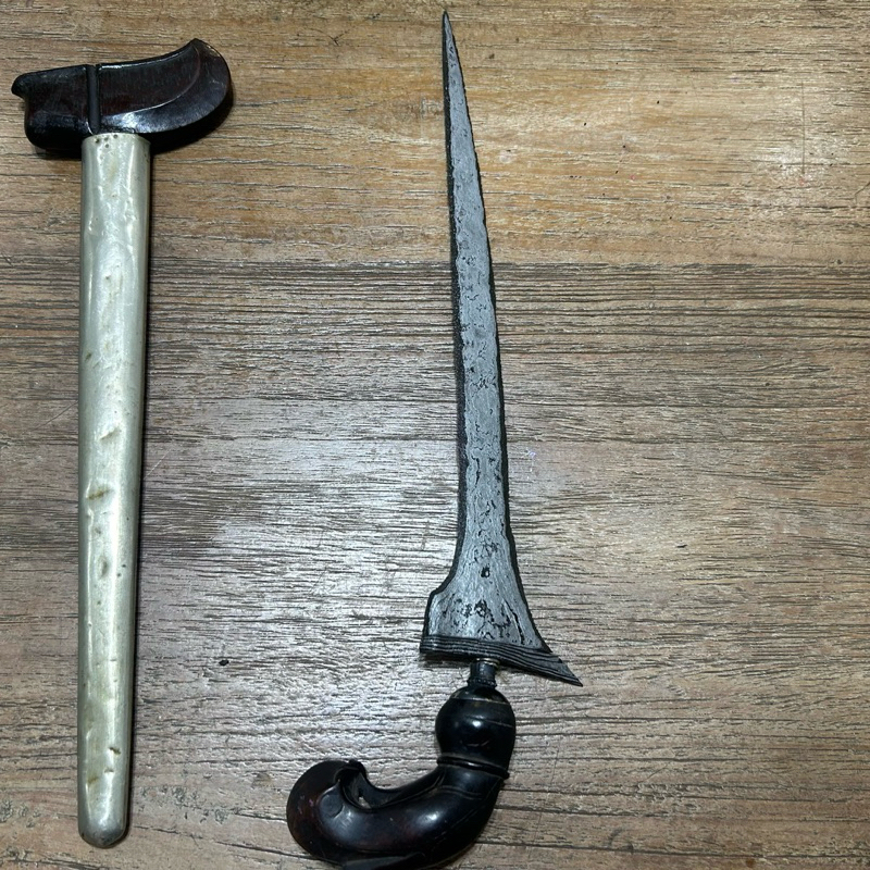Jual Keris Pusaka Sapukala Sepokal Bugis Sepuh Leko Taji Pedaringan ...