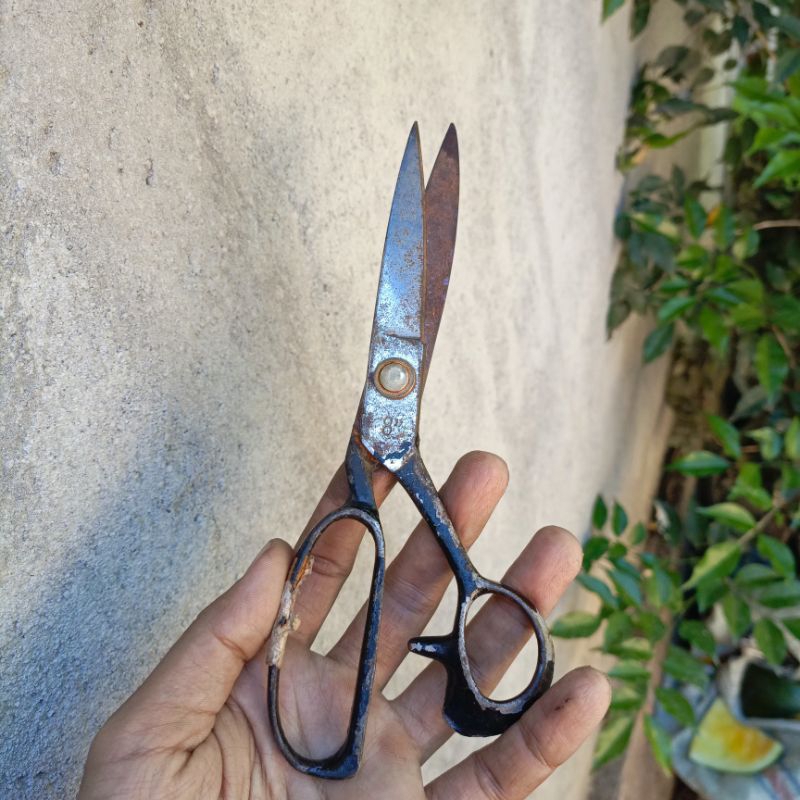 Jual gunting besi butterfly jadul antik lawas | Shopee Indonesia