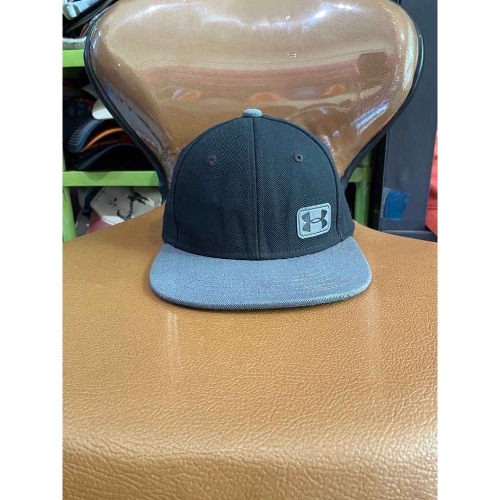 Jual Snapback Under Armour Original hitam | Shopee Indonesia