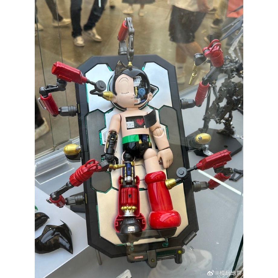 Jual Tron Model Astro Boy Deluxe Version Model Kit | Shopee Indonesia