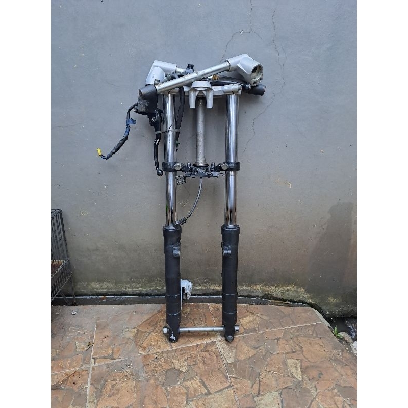 Jual shockbreaker shock depan bajaj pulsar 220 180 UG4 as 37mm sebesar ...