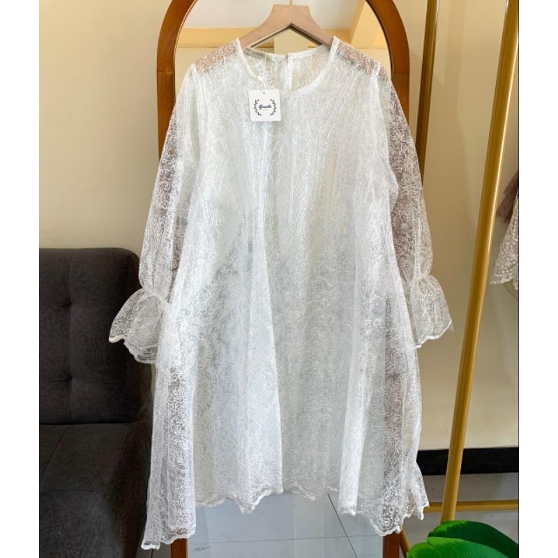 Jual Tunik brokat flower - baju brukat - outer brokat - Ajmala | Shopee ...