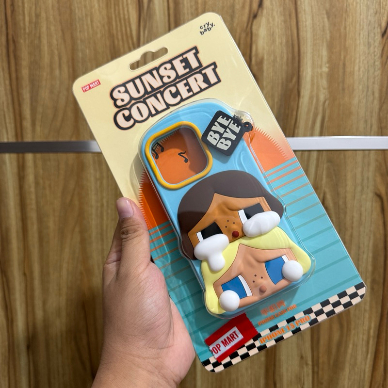 Jual Phone Case iPhone 15 Pro CRYBABY Sunset Concert Series 100% ...