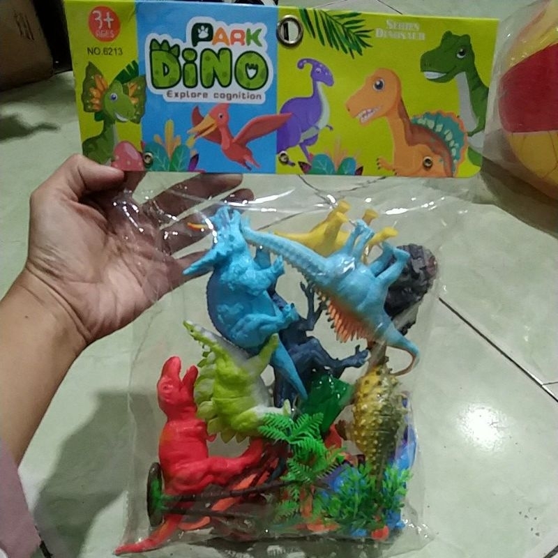 Jual Mainan Karet Dino isi 9pc | Shopee Indonesia