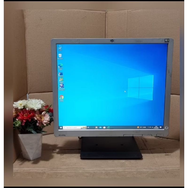 Jual monitor hp kotak 19 inch normal | Shopee Indonesia