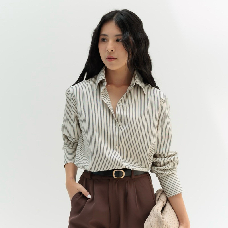 Jual IWEARGRACIE - Dakota Stripe Shirt / Kemeja Atasan Wanita | Shopee Indonesia