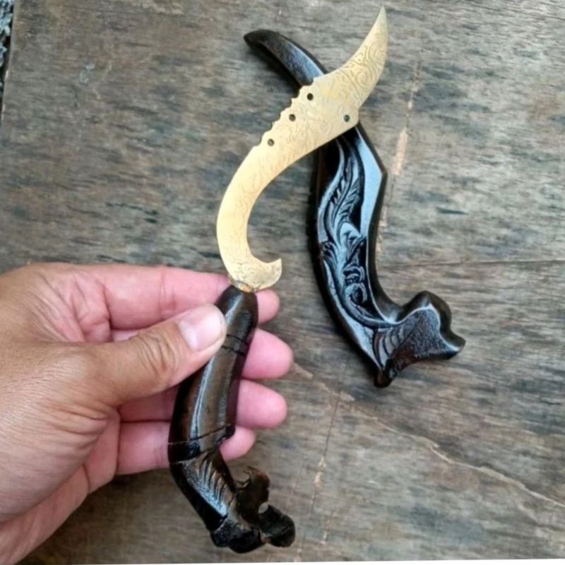 Jual Kerajinan kujang lafadz bahan kuningan sari | Shopee Indonesia