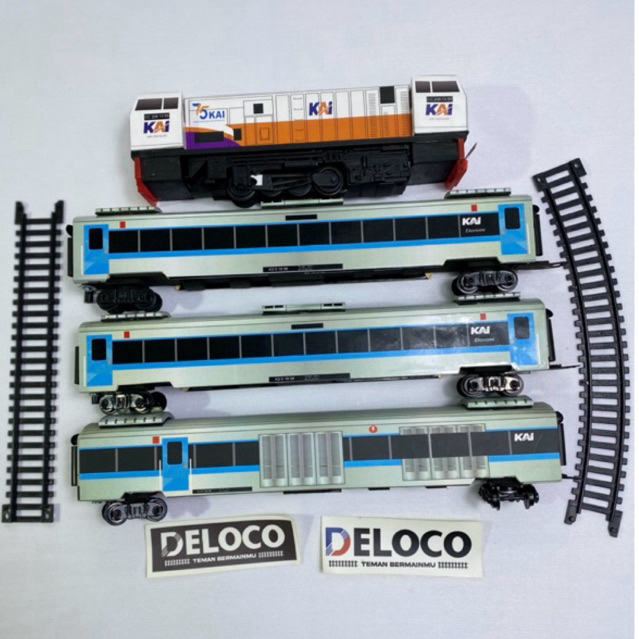 Jual Rangkaian Mainan Kereta Api Indonesia,Lokomotif cc206,2 gerbong ...